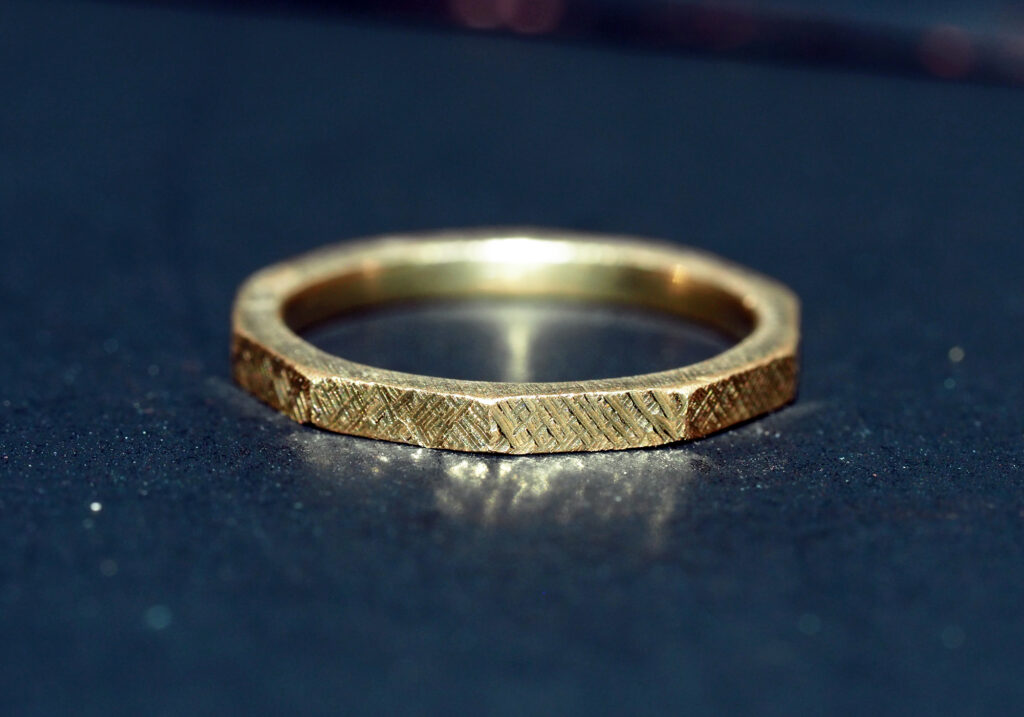 Affinity 14k Yellow Gold Florentine Finish Ring – Atethos Jewelry